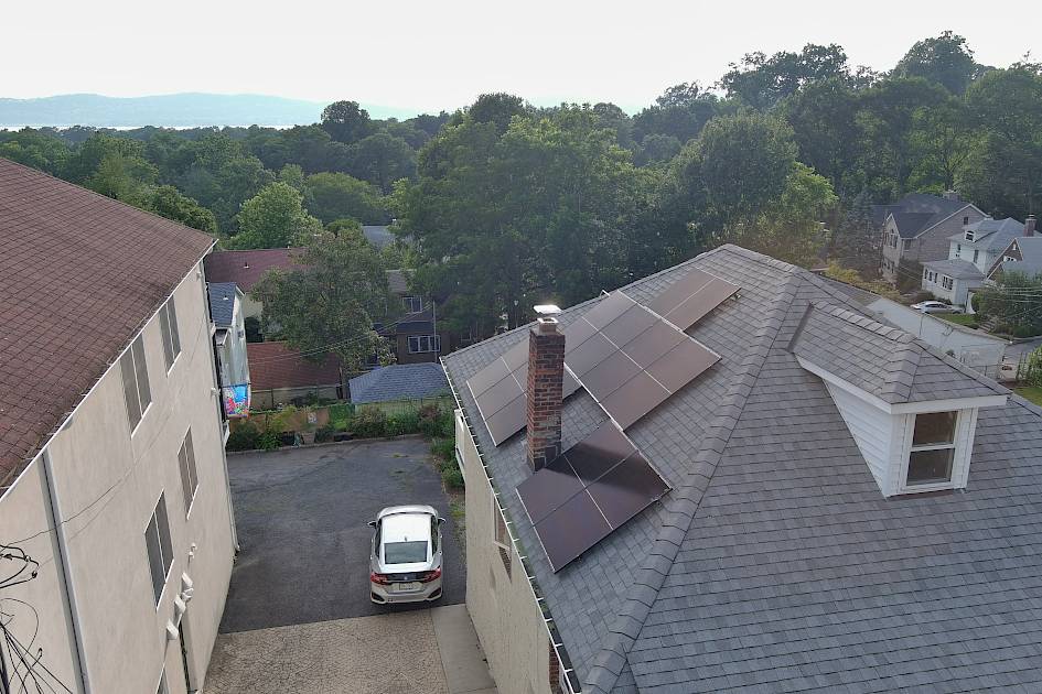 143 New Broadway | Projects | Rivertown Solar