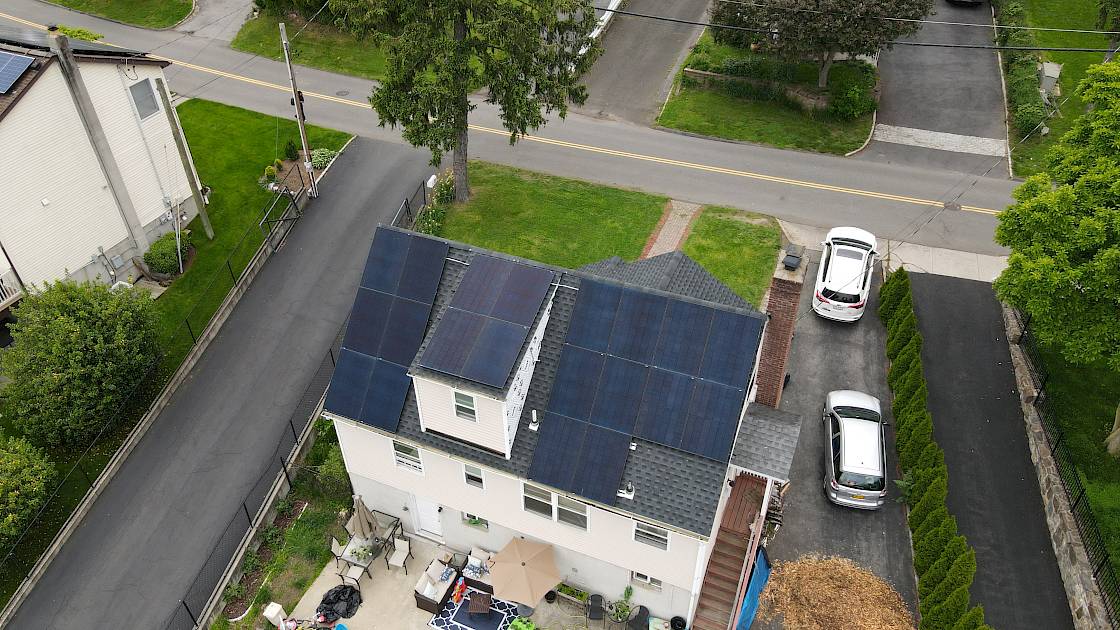45 Revolutionary Rd | Projects | Rivertown Solar